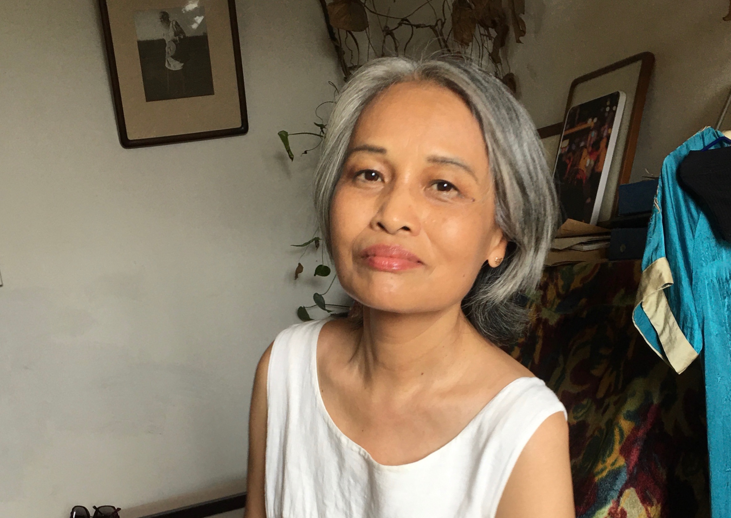 作家何惧六十岁？林白从《一个人的战争》如何走到《北流》-Jiemian Global